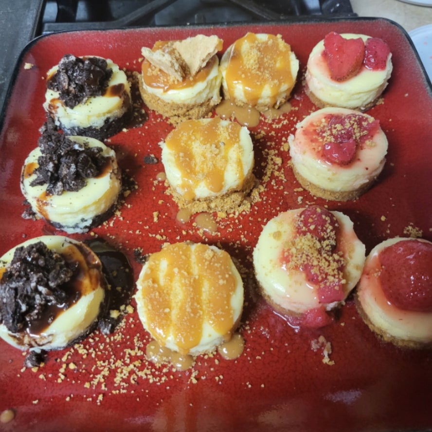 Mini Cheesecake Variety Box | www.alittletasteofdotty.com, LLC